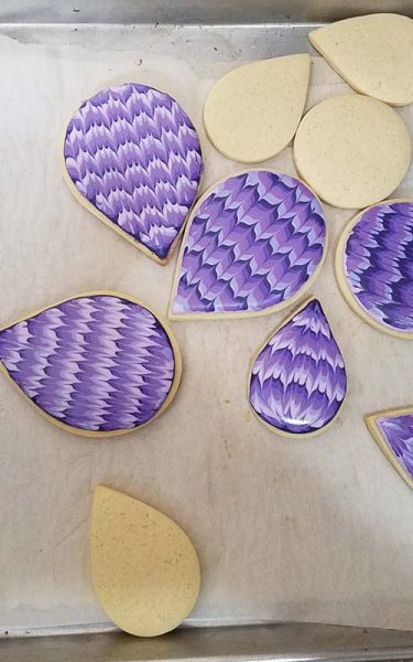 50 Shades of Purple Marbled Cookies - Haniela's